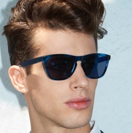 Short Disheveled Curls- Curly hairstyles for men - AskHairstyles