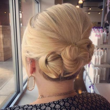15 Simple Short Hair Buns